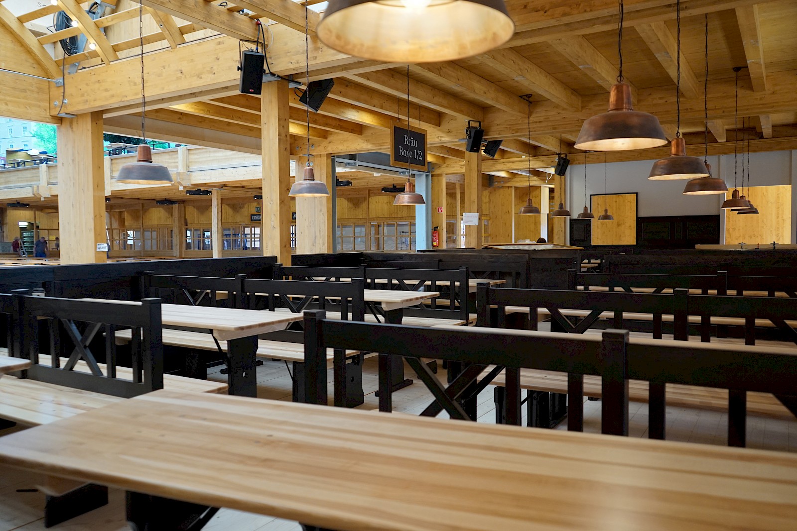 Hacker-Festzelt - Das Hackerzelt auf dem Oktoberfest